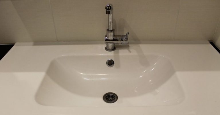 Bathroom Sink Drain Parts: Diagrams and Installation - Plumbing Sniper