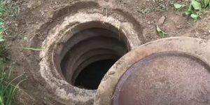 How to Get Rid of Septic Tank Smell -Outside & Inside - Plumbing Sniper