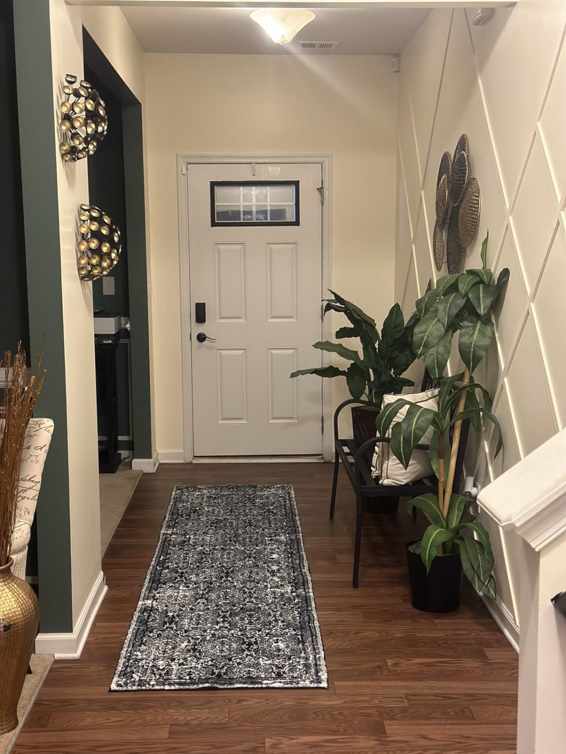 The Secret to a Perfect Entryway: How to Create a Functional Entryway ...